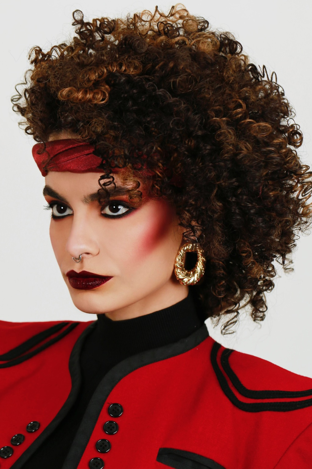19+ 80s Makeup Ideas for Bold Retro Style - Nesty Craft